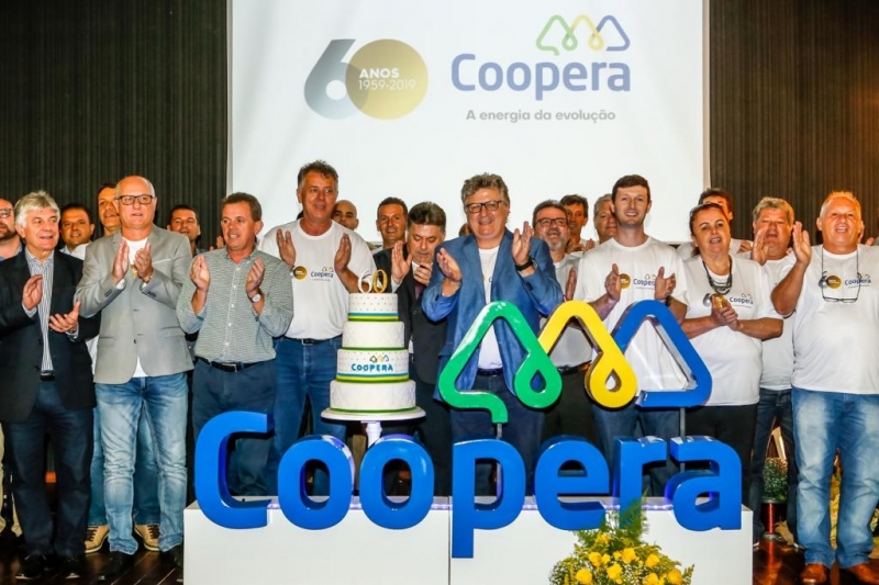Coopera comemora 60 anos com celebração especial - Coopera